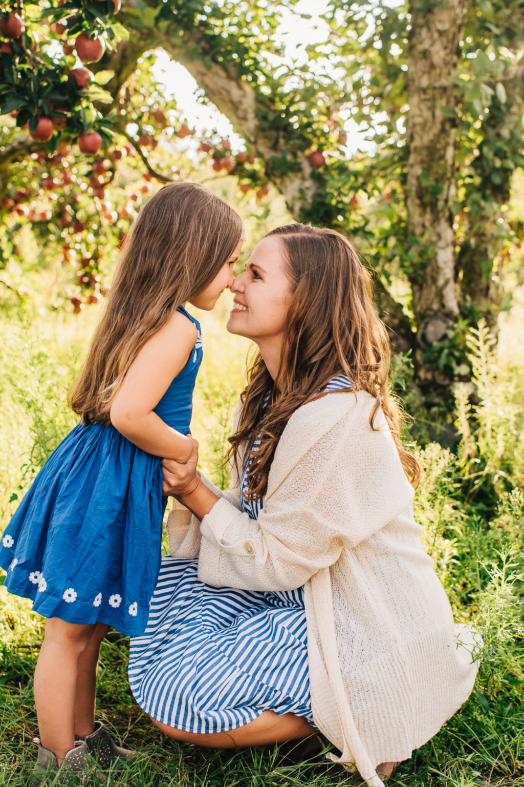 Apple Orchard Mini Sessions | CT Mini Session Photographer ...